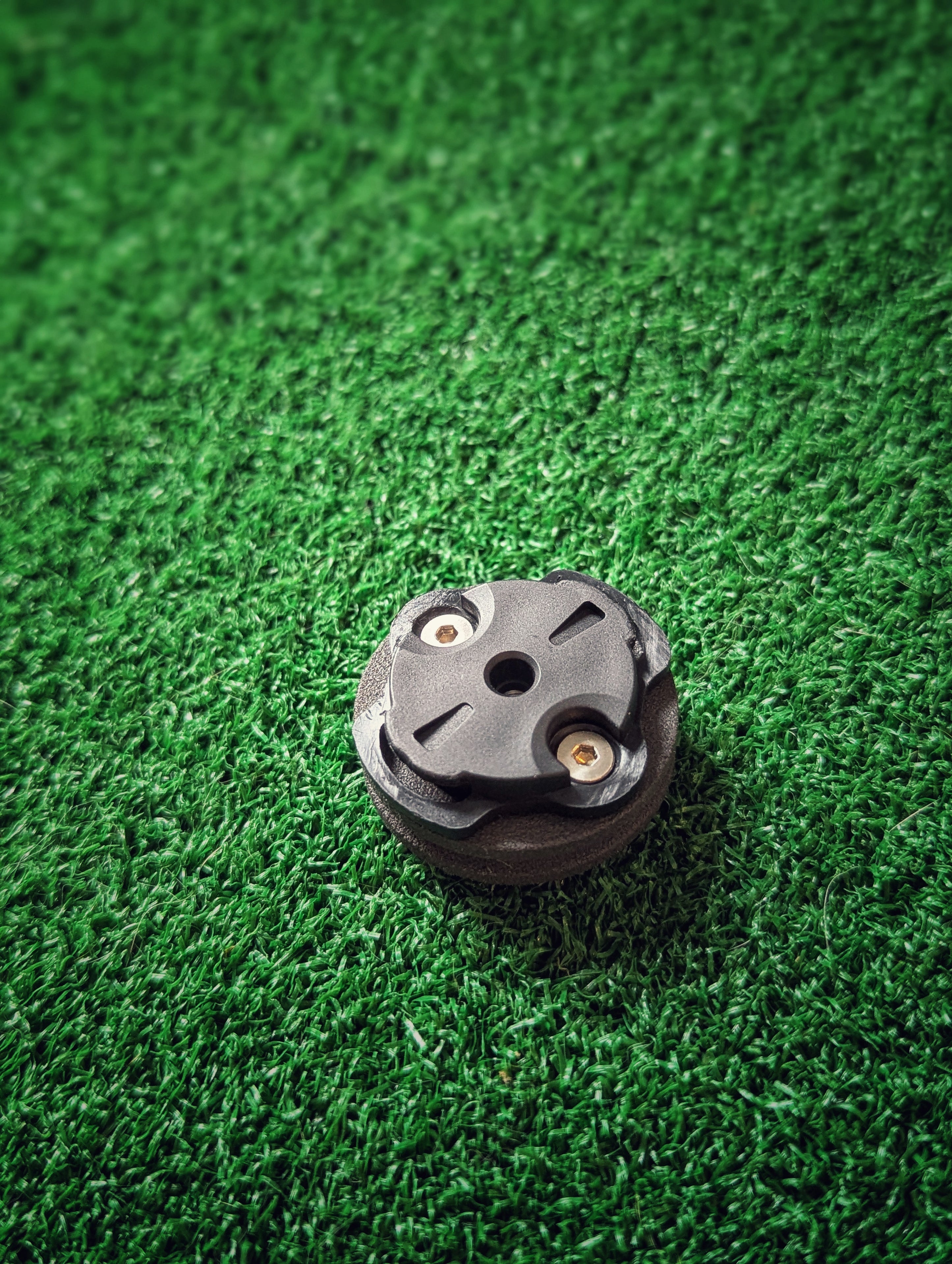 Garmin to Quad Lock / Peak Design / Mous Intralock adapter – OCH Parts